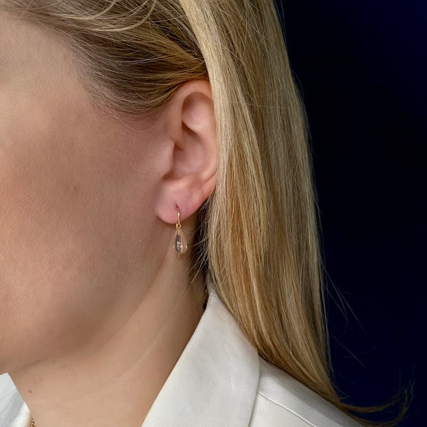 Tura Sugden – Metier